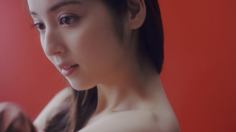 EDWIN SOMETHING「コインランドリー」篇 × 水原希子 TVCM – CMソング MAX